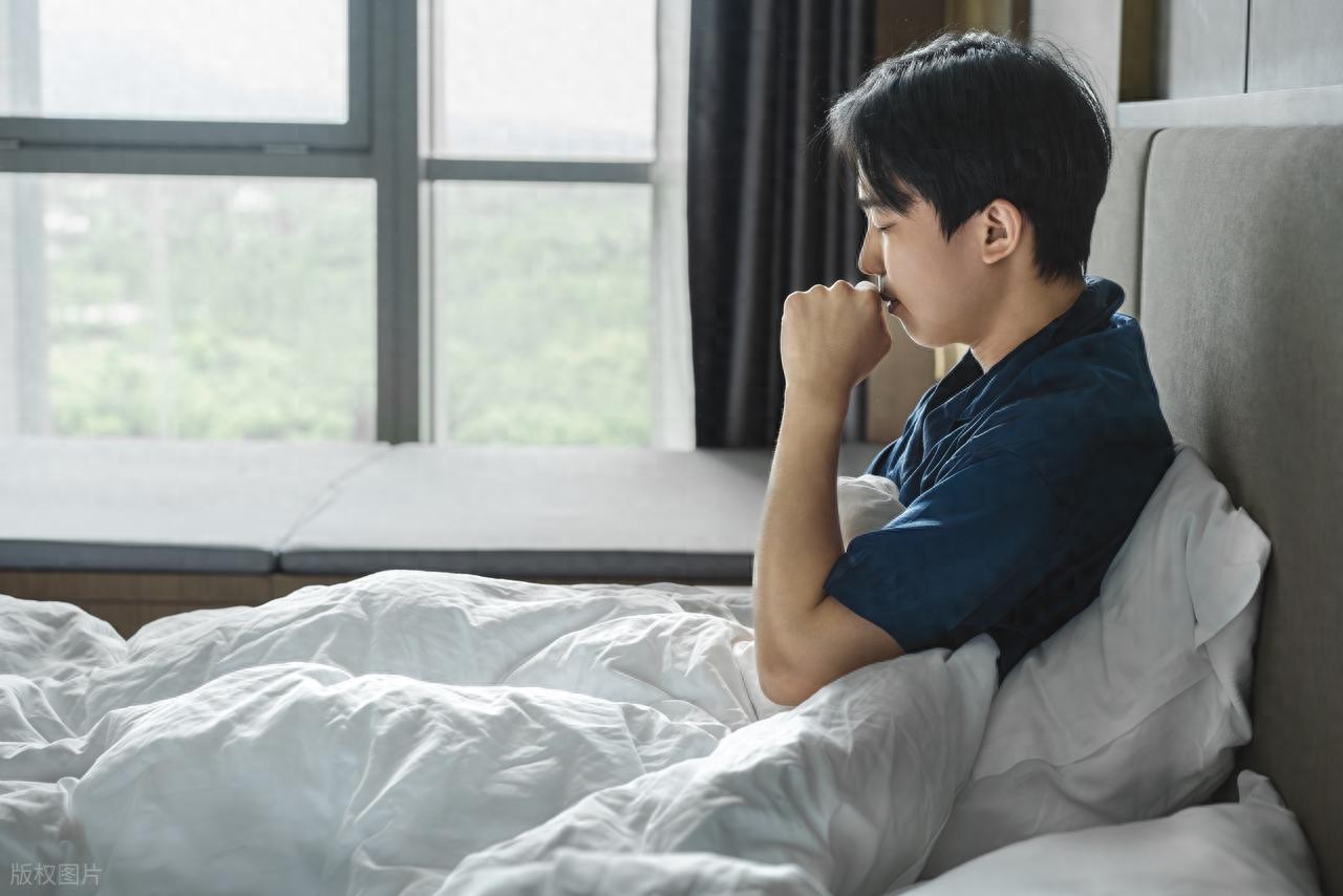 Endless phlegm in your throat? Brew these two Chinese herbs in water to ...